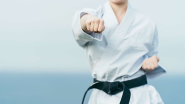 Les Positions au Karaté : DACHI – USMC KARATE